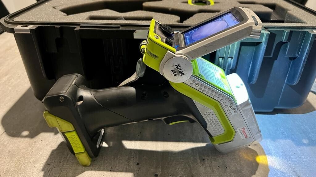Niton XL5 Plus Handheld XRF Analyzer – Cerisky Store